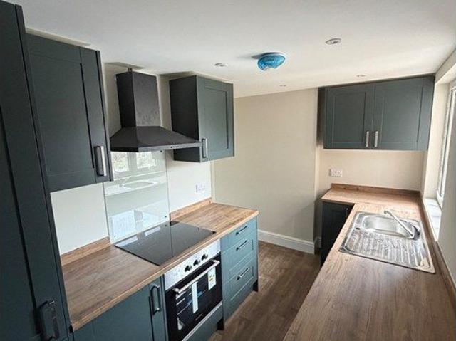 Burford Road, Evesham WR11, 2 bed flat to rent, £1,150 pcm | PrimeLocation