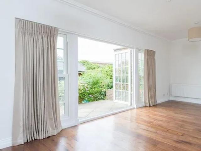Burford Walk, London, SW6 2EN, United Kingdom | 5 bed house for rent #131711206 | Rentberry