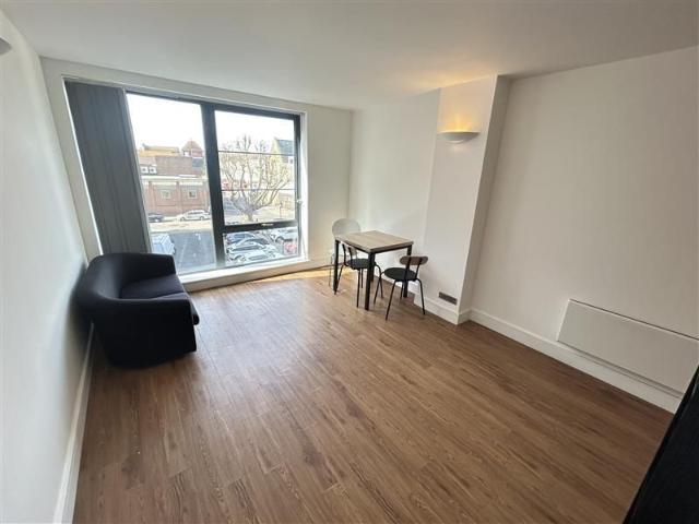 Burgate Apartments, Canterbury Ref 1916 CT1, Studio to rent, £975 pcm | PrimeLocation
