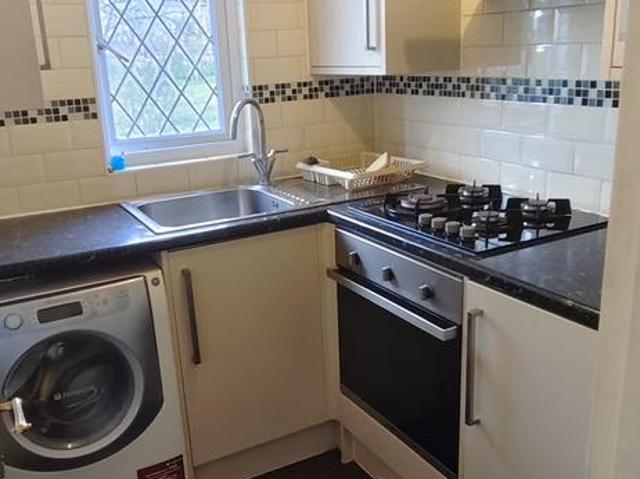 Burges Road, london E6 1 bed terraced house to rent £1,550 pcm £358 pw