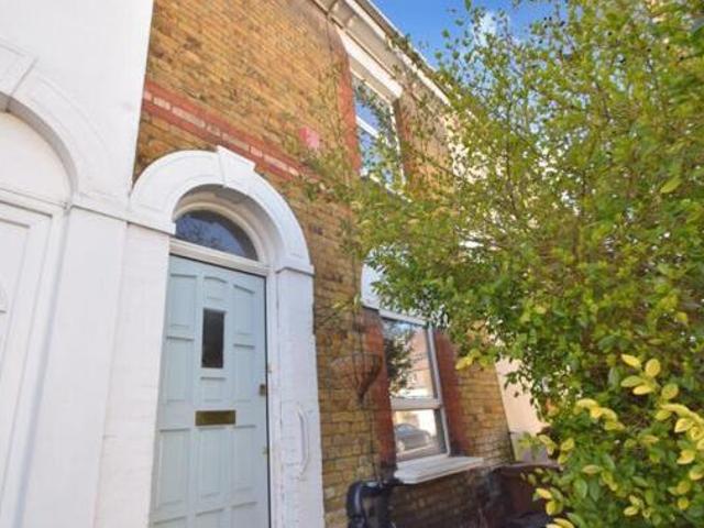 Burgess Road, Strood, 2 Bedroom Terraced