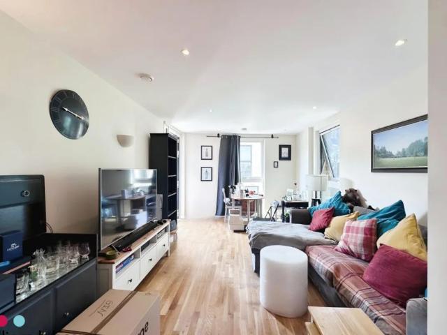 Burgess Springs, CHELMSFORD
