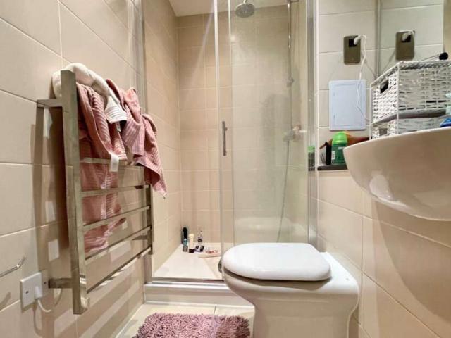 Burgess Springs, Chelmsford CM1, 2 bed flat to rent, £1,600 pcm | PrimeLocation