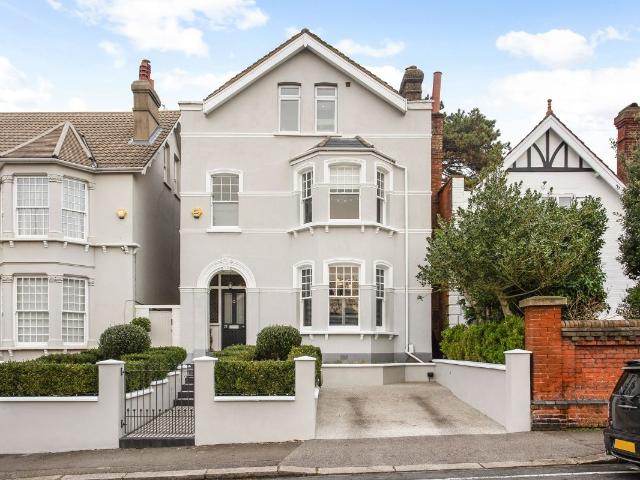 Burgh Heath Road, Epsom KT17, 5 bed detached house to rent, £4,250 pcm | PrimeLocation