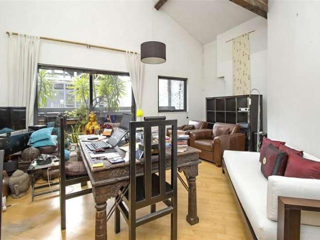 Burghley Road, London, NW5