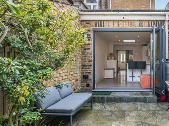 Burgoyne Road, London, SW9 9QJ, United Kingdom | 2 bed house for rent #167447376 | Rentberry