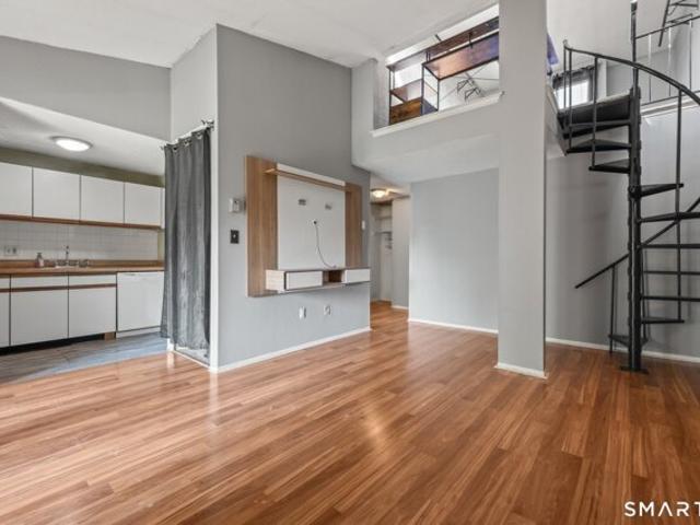 Burgundy Hill Ln Unit,middletown, Condo For Sale