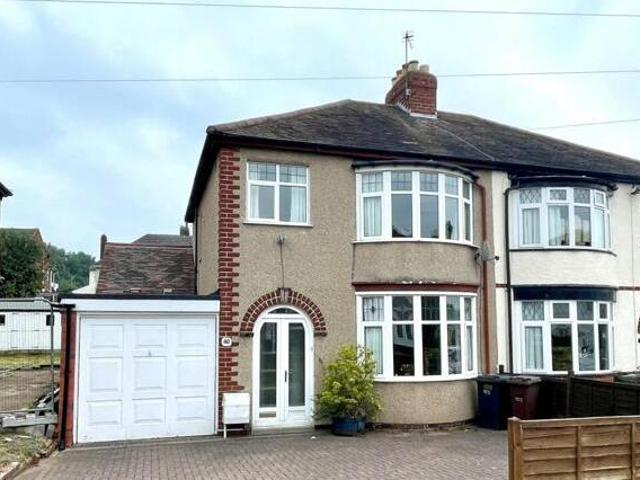Burland Avenue, Claregate, 3 Bedroom Semi detached