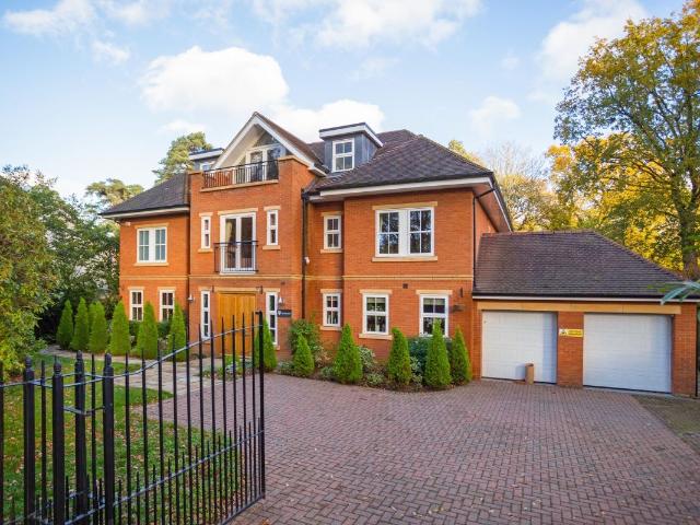 Burleigh Road, Ascot SL5, 6 bed detached house to rent, £6,995 pcm | PrimeLocation