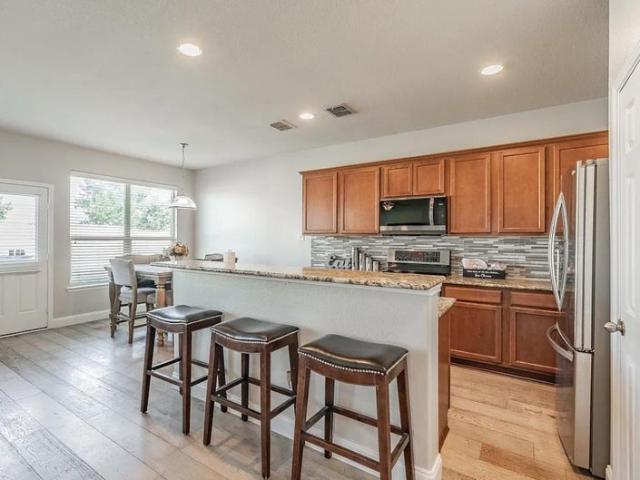 Burleson comfy Home