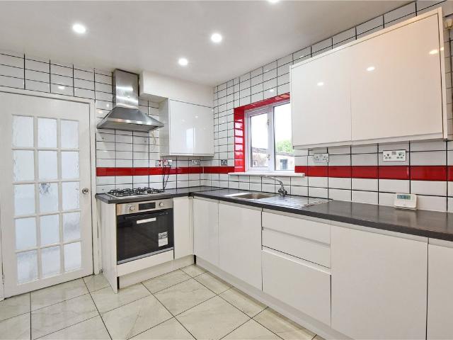 Burley Crest, Downend, Bristol, Bristol BS16, 4 bed semi detached house to rent, £2,000 pcm | PrimeLocation