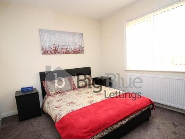 Burley Hill Drive, Leeds, 3 Bedroom Semi detached