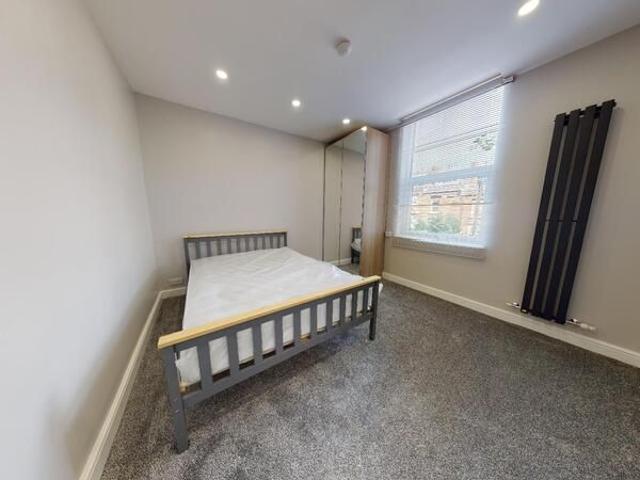 Burley Road, Burley, Leeds LS4, 1 bed flat to rent, £900 pcm | PrimeLocation