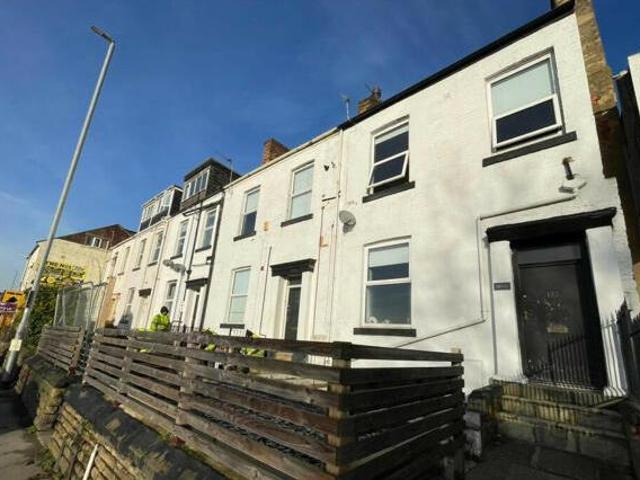 Burley Road, Leeds, 6 Bedroom Terraced