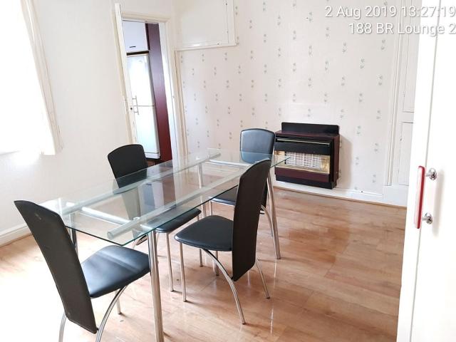 Burley Road LS4, 4 bed terraced house to rent, £1,700 pcm | PrimeLocation