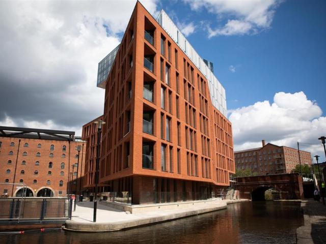Burlington House, Tariff Street. 2 bed apartment to rent £1,575 pcm £363 pw