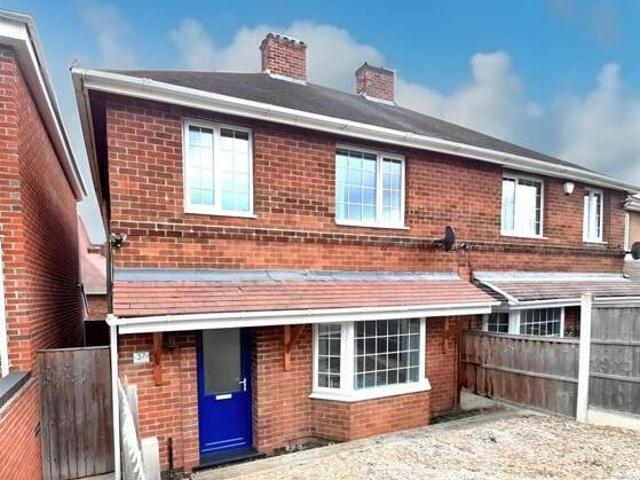 Burlington Road, Carlton, 3 Bedroom Semi detached