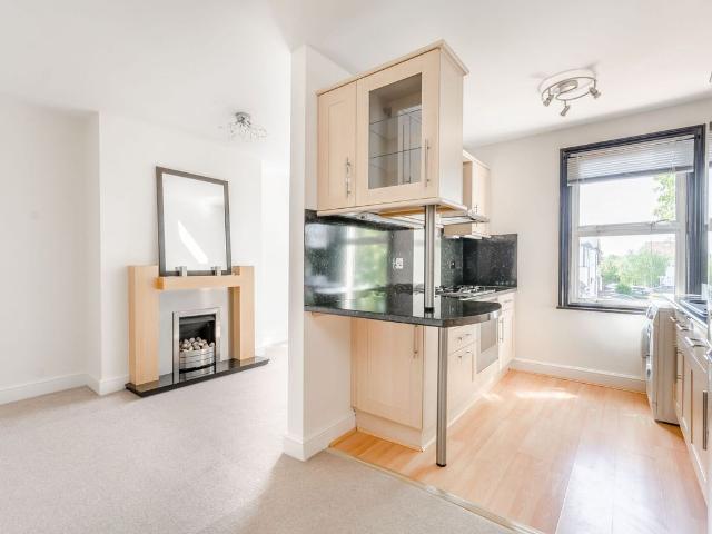 Burlington Road, New Malden KT3, 2 bed flat to rent, £1,900 pcm | PrimeLocation