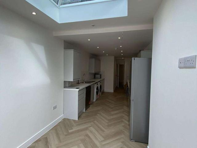 Burlington Road Room 5