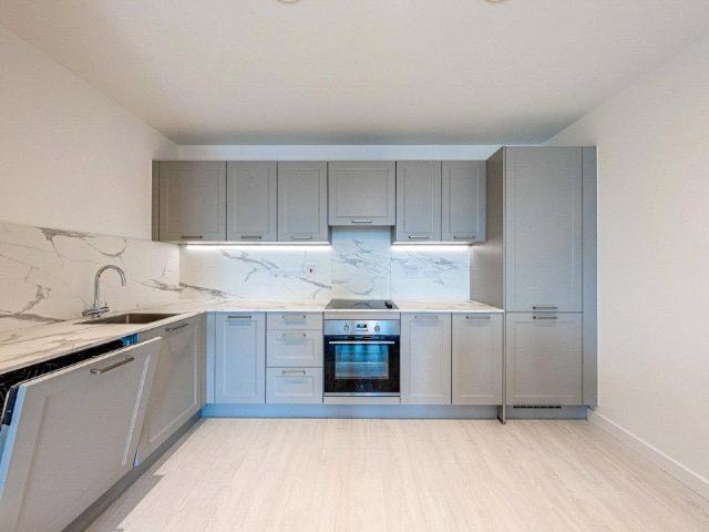 Burlington Road, Rivulet Apartment. 2 bed apartment to rent £2,700 pcm £623 pw