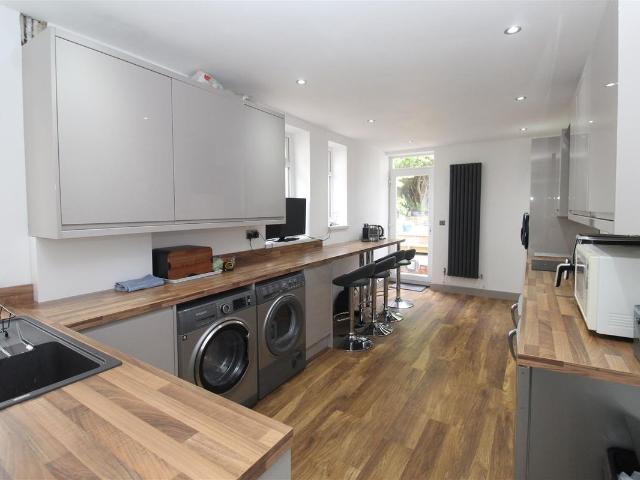 Burlington Terrace, Cardiff CF5, Room to rent, £700 pcm | PrimeLocation