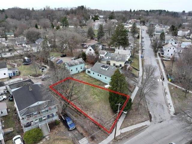 Burlington VT 05401 104605917