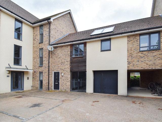 Burlton Road, Cambridge CB3, 2 bed flat to rent, £1,550 pcm | PrimeLocation