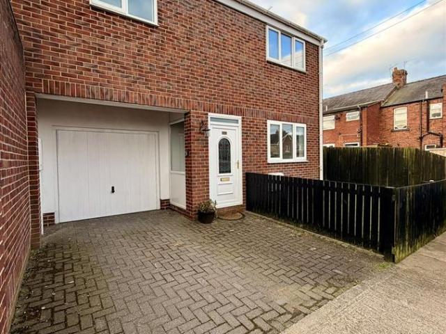 Burnell Road, Esh Winning, Durham DH7, 3 bed detached house to rent, £850 pcm | PrimeLocation