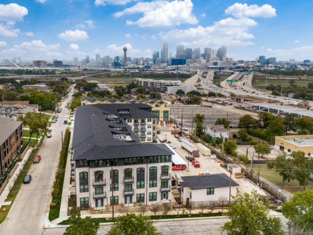 Burnett Lofts at Bishop Ridge 2 Bedroom Apartment for Rent at 511 N Ewing Ave, Dallas, TX 75203 Lake Cliff