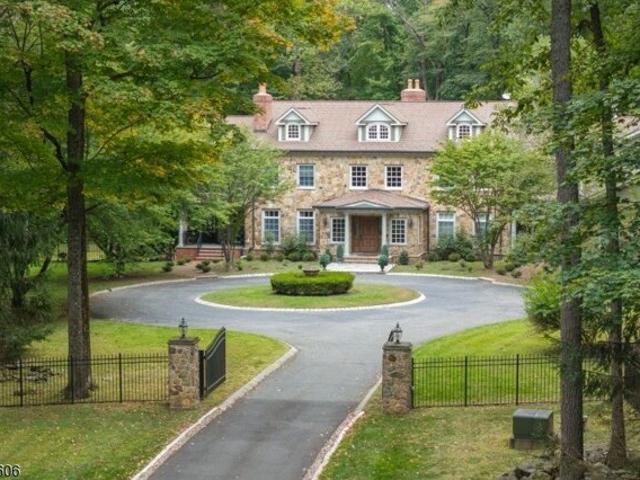 Burnett Rd, Mendham Township, Home For Sale
