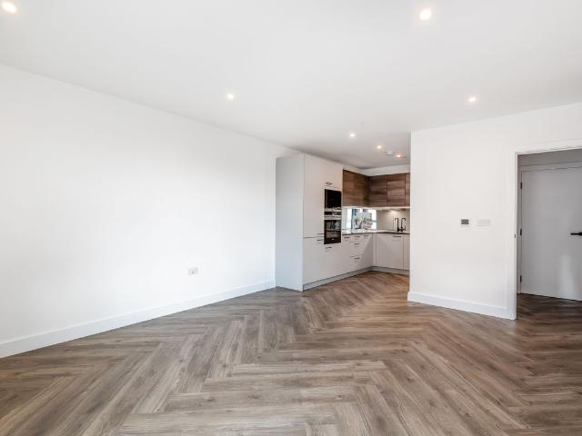 Burney Street, London SE10, 1 bed flat to rent, £2,100 pcm | PrimeLocation