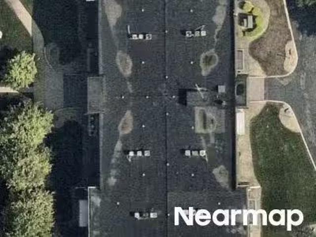 Burnham Ave Apt 231