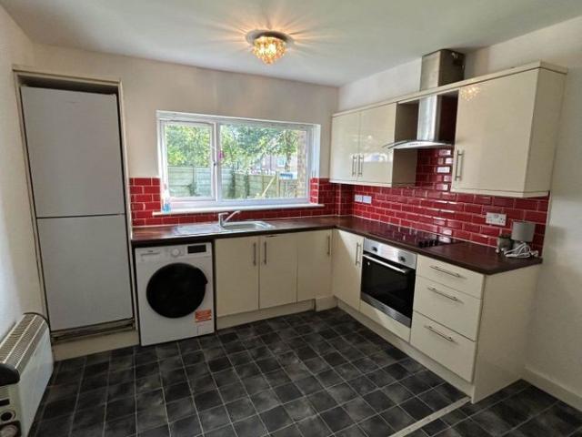 Burnham Avenue, Llanrumney, Cardiff CF3, 2 bed flat to rent, £900 pcm | PrimeLocation