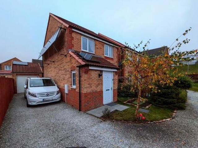 Burnham Close, Bradford, 3 Bedroom Detached