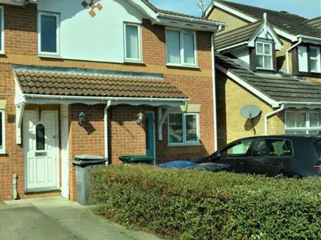 Burnham Close, Grahame Park, London, NW7 2SE, United Kingdom | 2 bed townhouse for rent #138511068 | Rentberry