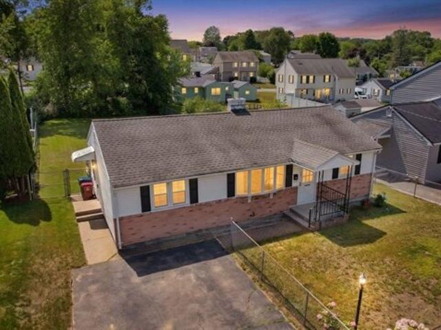 Burnham Rd, Lowell, Home For Sale