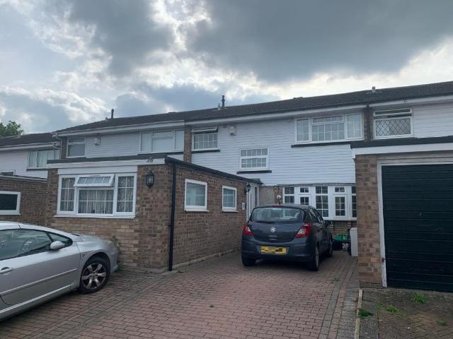 Burnham, Slough SL1, 4 bed semi detached house to rent, £2,400 pcm | PrimeLocation