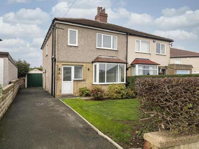 Burniston Drive, Oakes, 3 Bedroom Semi detached