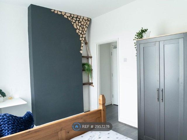 Burnley, Burnley BB11, Room to rent, £500 pcm | PrimeLocation
