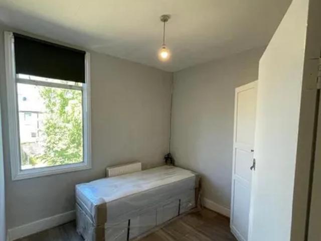 Burnley Road, Dudden Hill, London, NW10 1EE, United Kingdom | Room for rent #138696399 | Rentberry