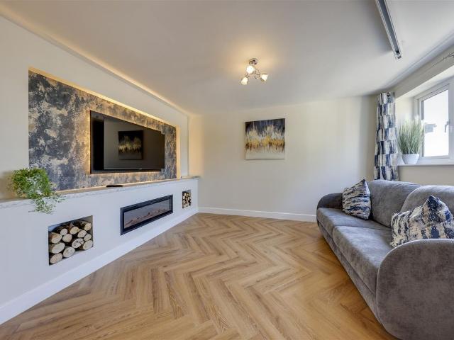 Burnley Road, Loveclough, Rossendale Fully Adapted Bungalow BB4, 2 bed detached bungalow to rent, £1,700 pcm | PrimeLocation