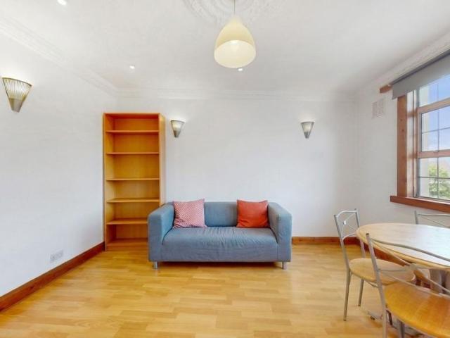 Burnley Road, London NW10 2 bed flat to rent £1,825 pcm £421 pw