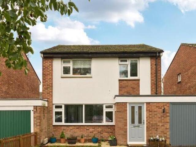 Burns Crescent, Bicester, 3 Bedroom Detached