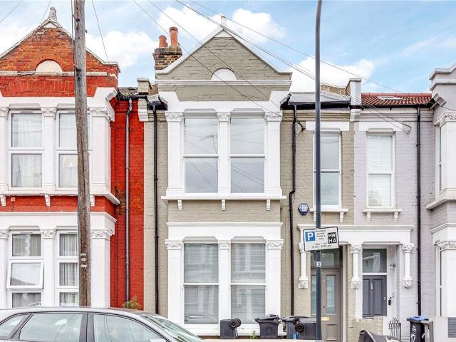 Burns Road, Harlesden NW10, 2 bed flat to rent, £2,600 pcm | PrimeLocation