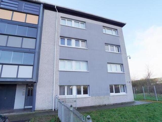 Burns Road, Kirkintilloch, 2 Bedroom Flat
