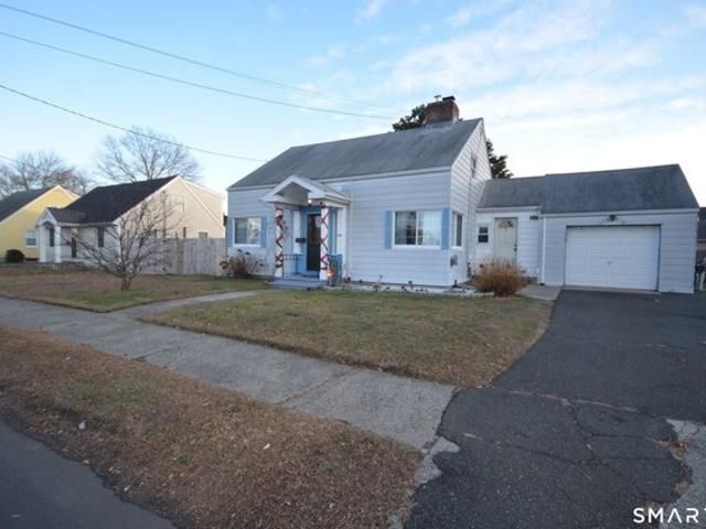 Burnsford Ave, Bridgeport, Home For Sale