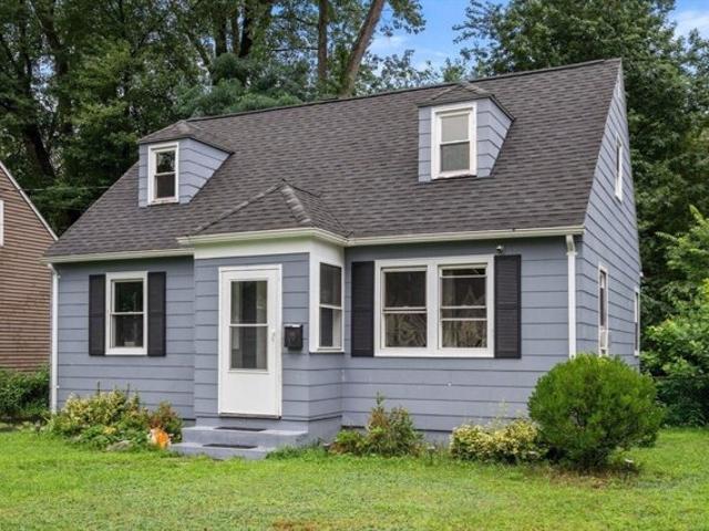 Burnside Ter, Springfield, Home For Sale