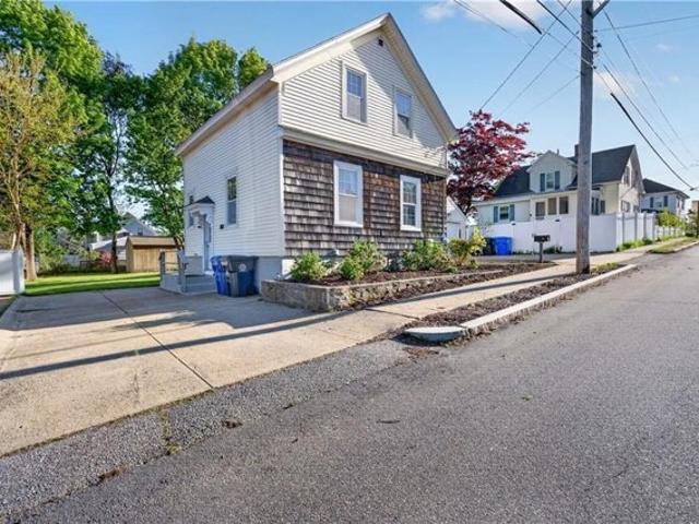 Burnside Ave, East Providence, Home For Sale