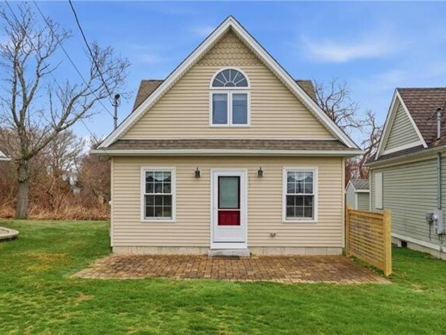 Burnside Ave, Narragansett, Home For Sale