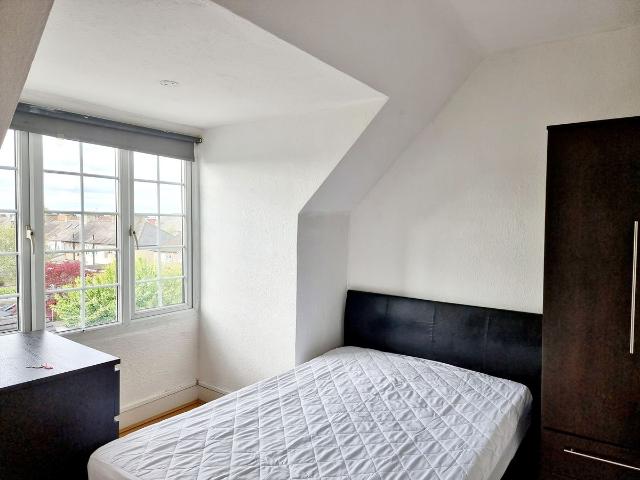Burnside Road, Becontree, Dagenham RM8, Room to rent, £900 pcm | PrimeLocation